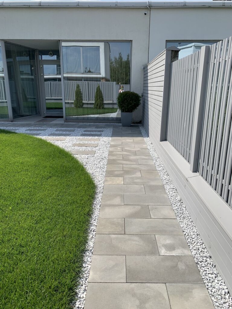 57 Front Walkway Ideas to Beautify Your Home’s Entryway - Homa Decor