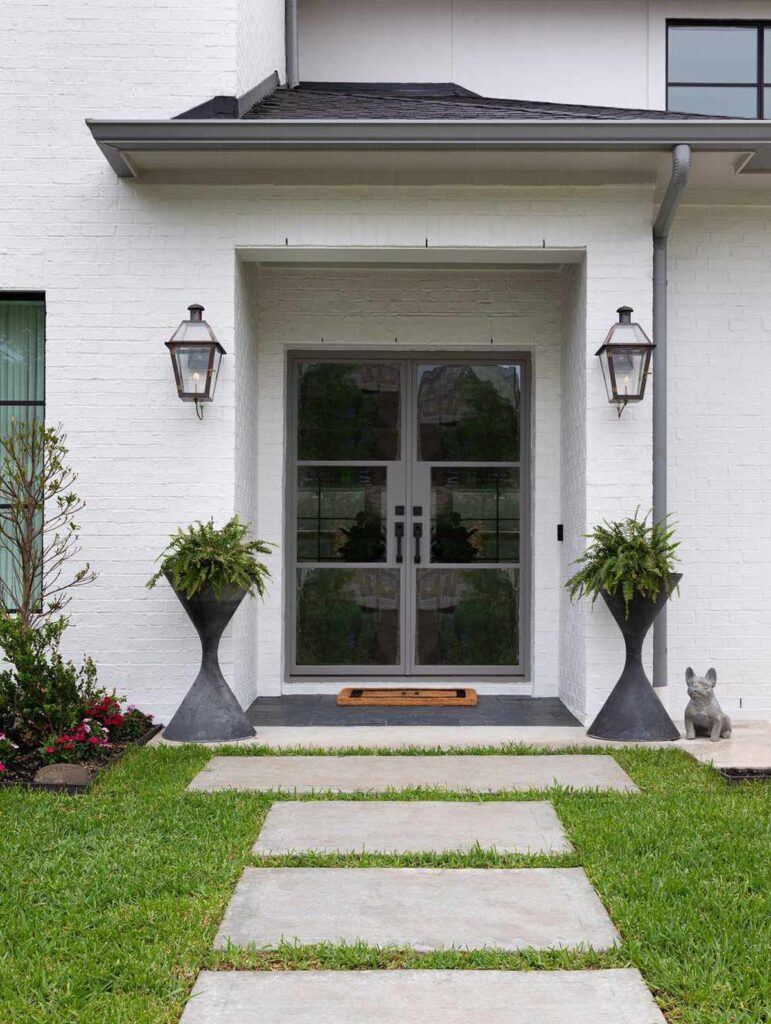 57 Front Walkway Ideas to Beautify Your Home’s Entryway - Homa Decor