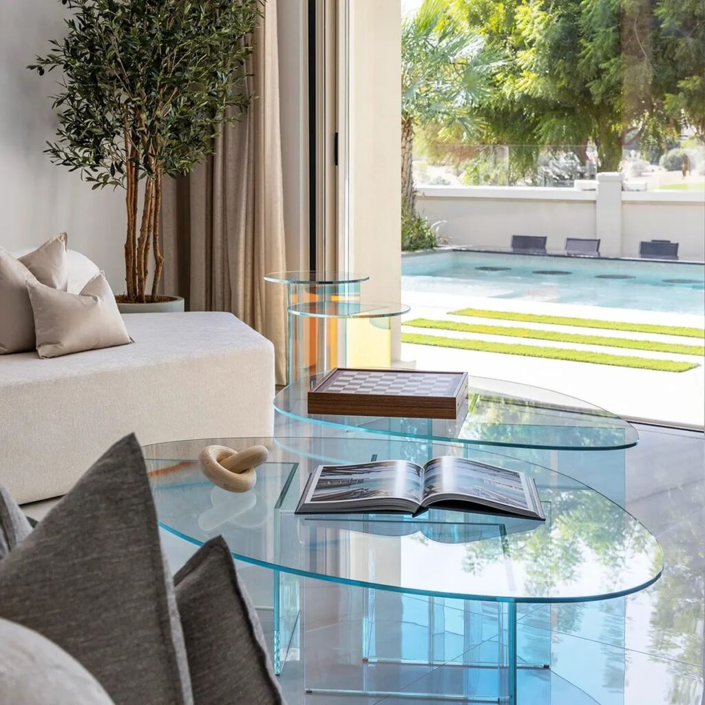 29 Glass Table Innovations to Turn Your Rooms into Art Spaces - Homa Decor