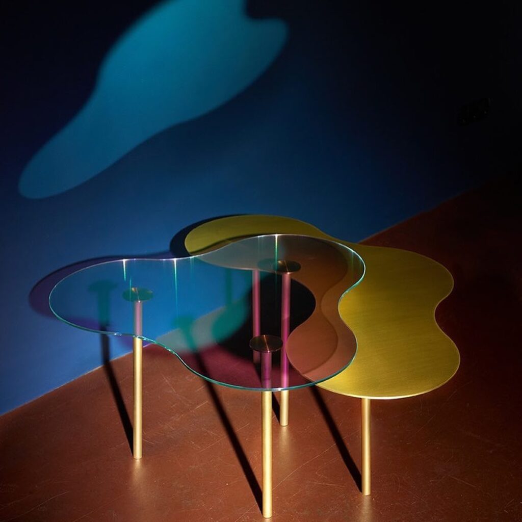 29 Glass Table Innovations to Turn Your Rooms into Art Spaces - Homa Decor